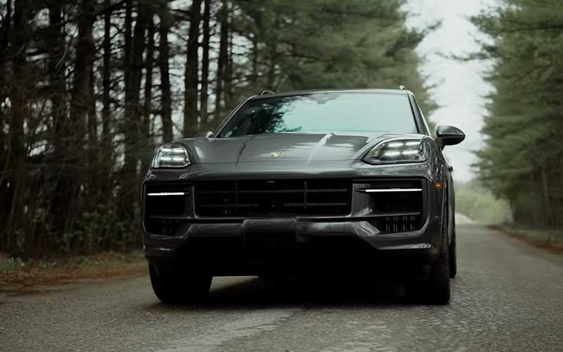 2026 Porsche Cayenne Turbo E-Hybrid: 729 Horsepower Luxury SUV Review ...